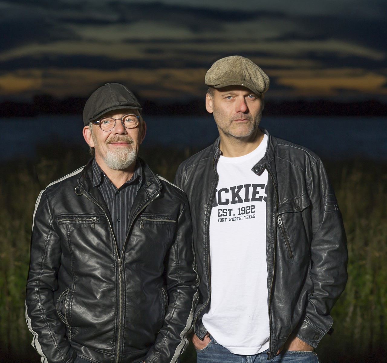 LIV I FORSAMLINGSHUSENE - Holtsø & Wittrock | Pavillonen LIV I FORSAMLINGSHUSENE - Holtsø & Wittrock | Pavillonen