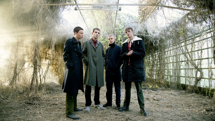 Høker - LYT NYT | Pavillonen