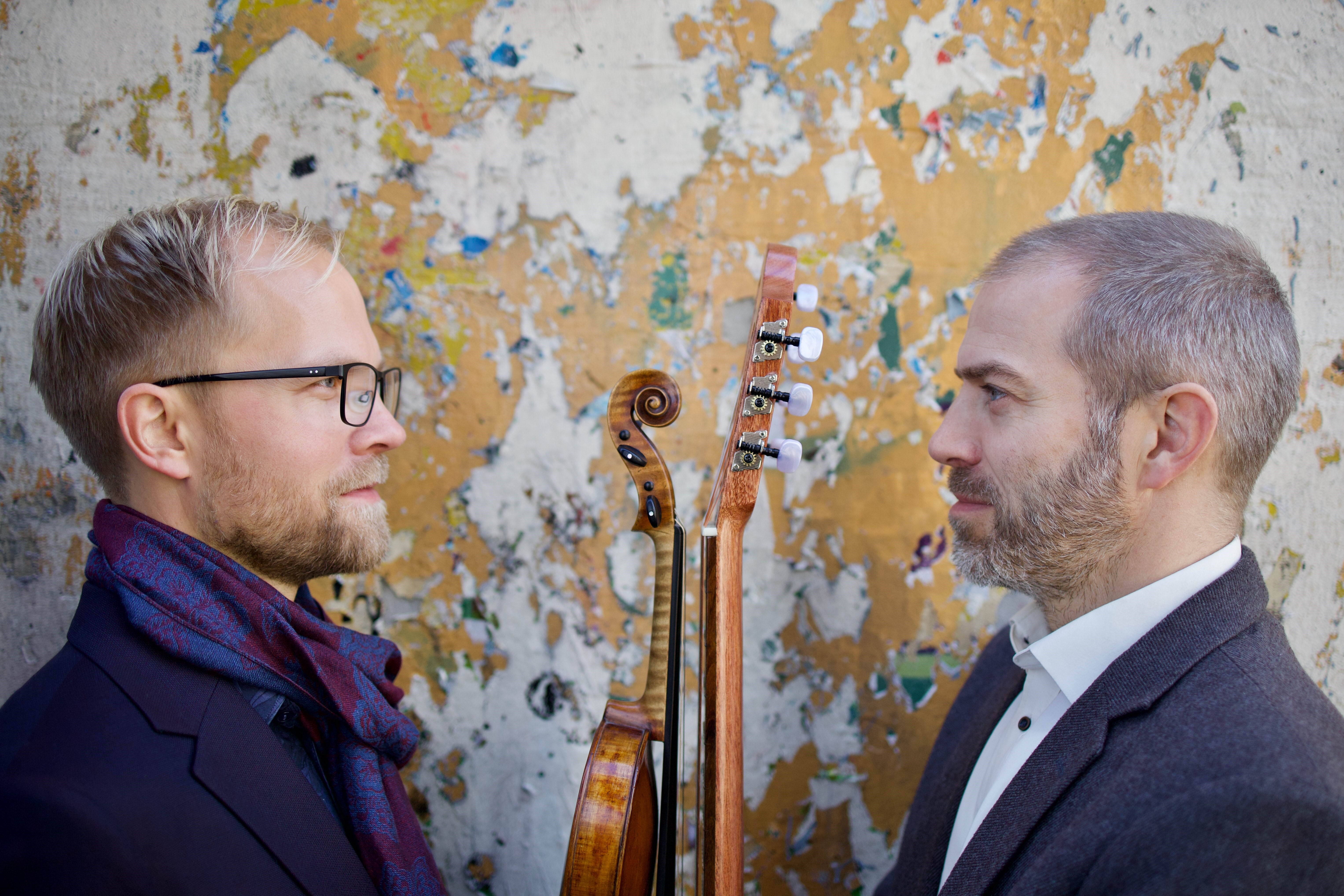 LIV I FORSAMLINGSHUSENE - Violi Viola - brasiliansk musik | Pavillonen